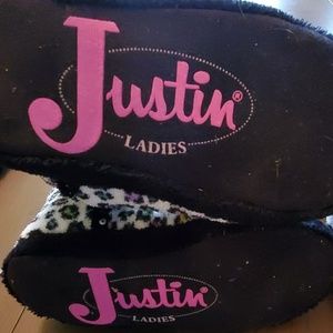 Justin Boots | Shoes | Girls Slippers | Poshmark